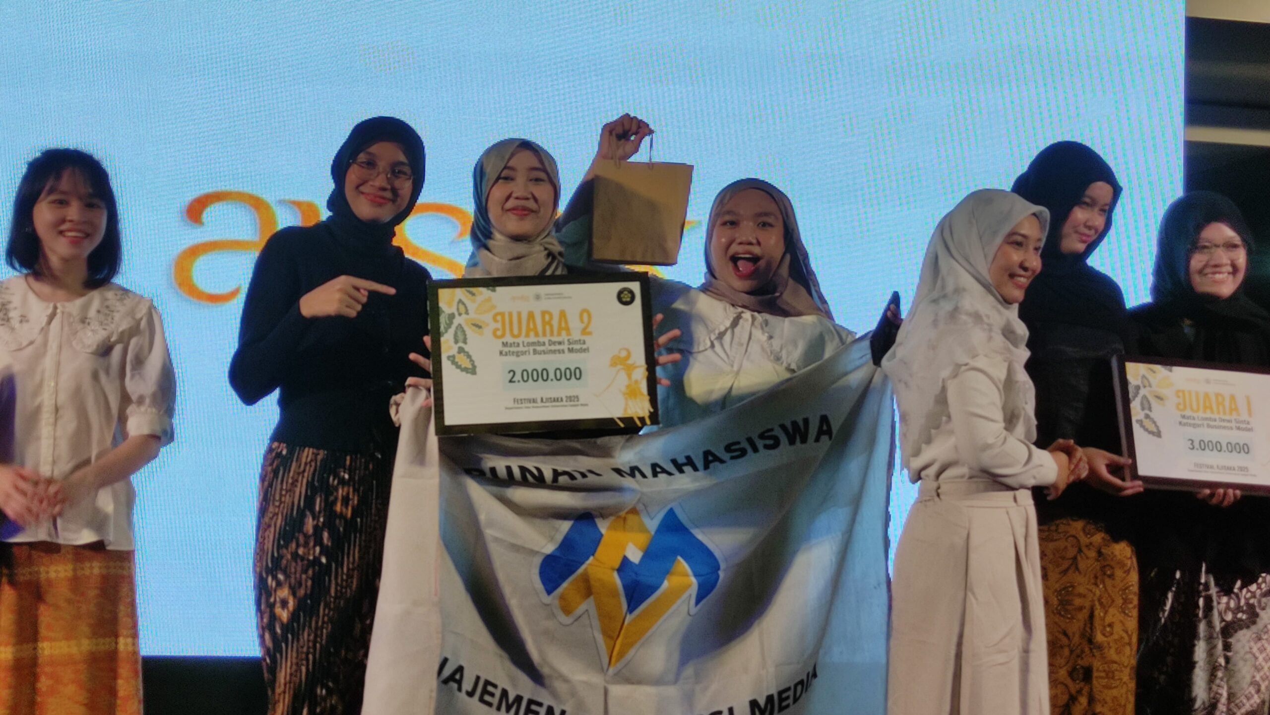 Mahasiswa Unpad Raih Prestasi di Ajisaka UGM 2025 Lewat Karya Bertema ...